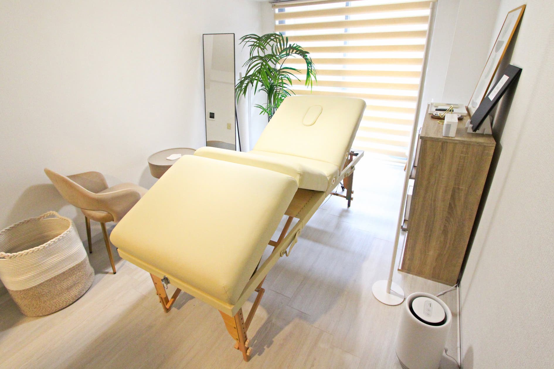 《オープン特別価格✨》中目黒駅3分🚶‍♀️完全個室北欧風上質空間🏠静かな環境｜口コミ高評価⭐備品無料🌿施術に最適の写真4