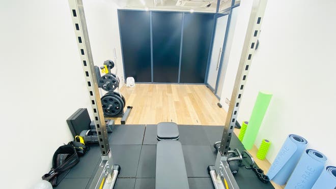 【原宿駅から徒歩5分】レンタルジム THE PERSON | 完全プライベート空間でパーソナルトレーニングに最適!の写真2