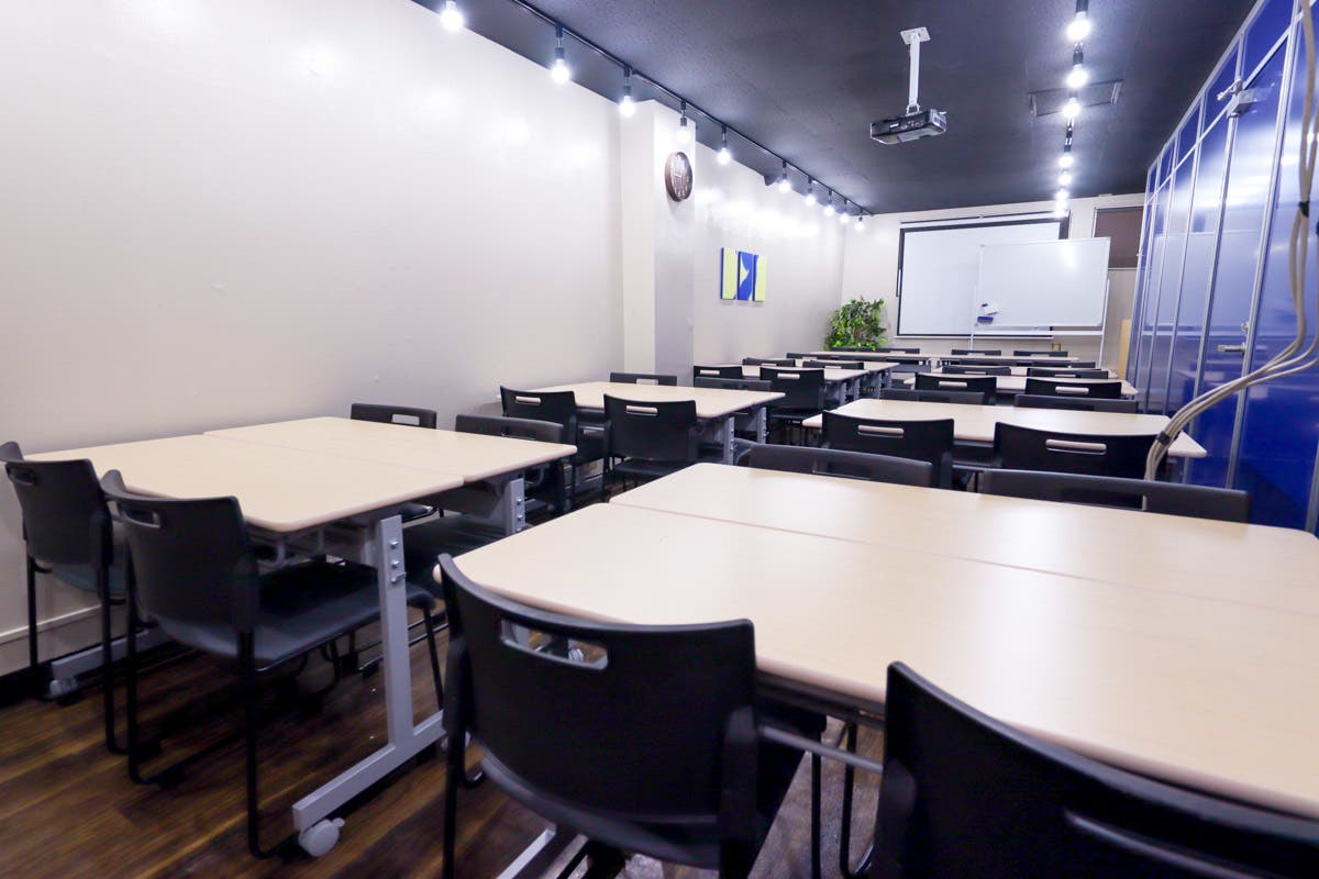 【池袋駅徒歩1分！池袋駅最近物件！36名】無線マイク・高性能プロジェクター・WiFi全て無料！ふれあい貸し会議室 池袋No103の写真7