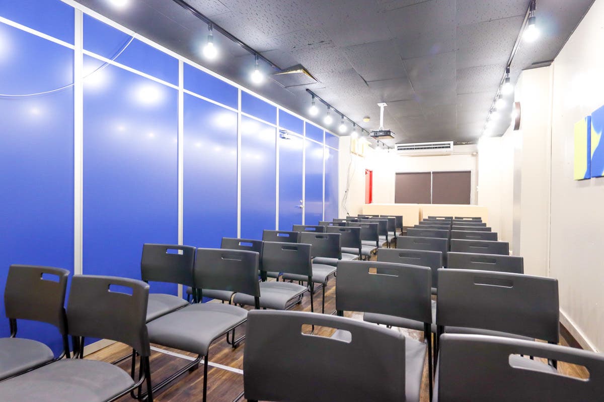 【池袋駅徒歩1分！池袋駅最近物件！36名】無線マイク・高性能プロジェクター・WiFi全て無料！ふれあい貸し会議室 池袋No103の写真20