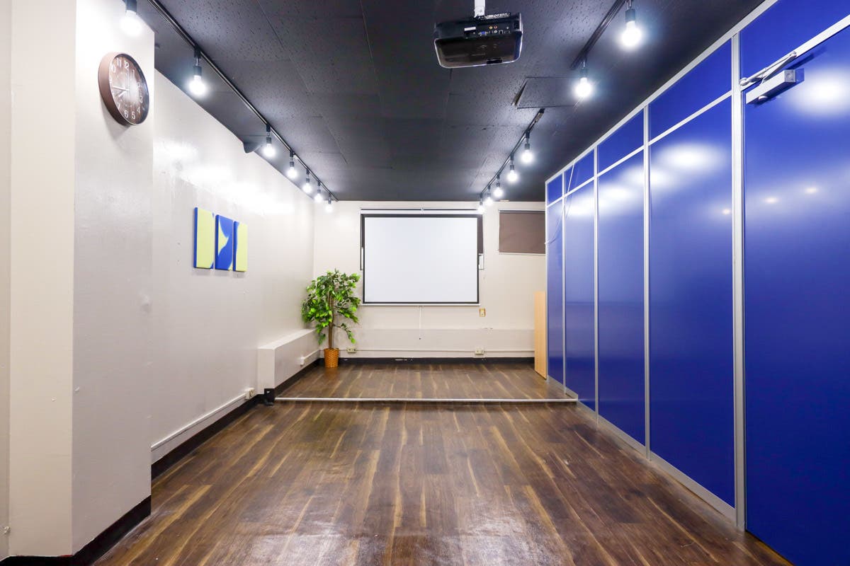 【池袋駅徒歩1分！池袋駅最近物件！36名】無線マイク・高性能プロジェクター・WiFi全て無料！ふれあい貸し会議室 池袋No103の写真21