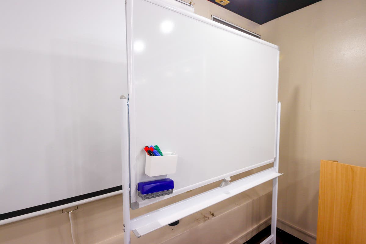 【池袋駅徒歩1分！池袋駅最近物件！36名】無線マイク・高性能プロジェクター・WiFi全て無料！ふれあい貸し会議室 池袋No103の写真25