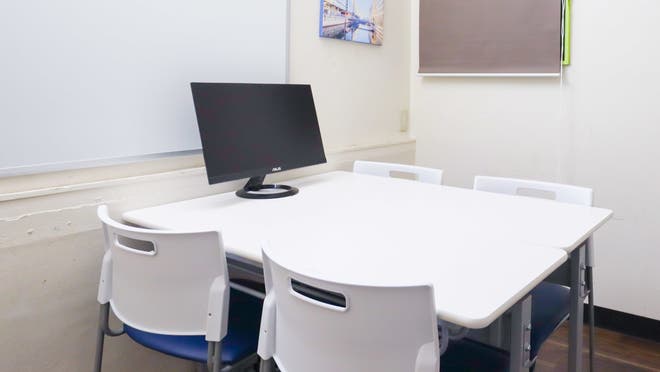 【池袋駅徒歩1分!池袋駅最近物件!4名利用可!】少人数利用に!モニター・WiFi全て無料!ふれあい貸し会議室 池袋No106の写真2