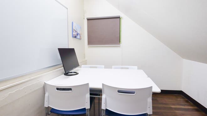 【池袋駅徒歩1分!池袋駅最近物件!4名利用可!】少人数利用に!モニター・WiFi全て無料!ふれあい貸し会議室 池袋No106の写真5