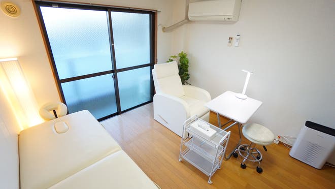 <日吉マルチスペース>完全個室✨光回線Wi-Fi📶施術用ベッド/リクライニングチェア💆♀️💅サロン/整体/テレワークの写真2