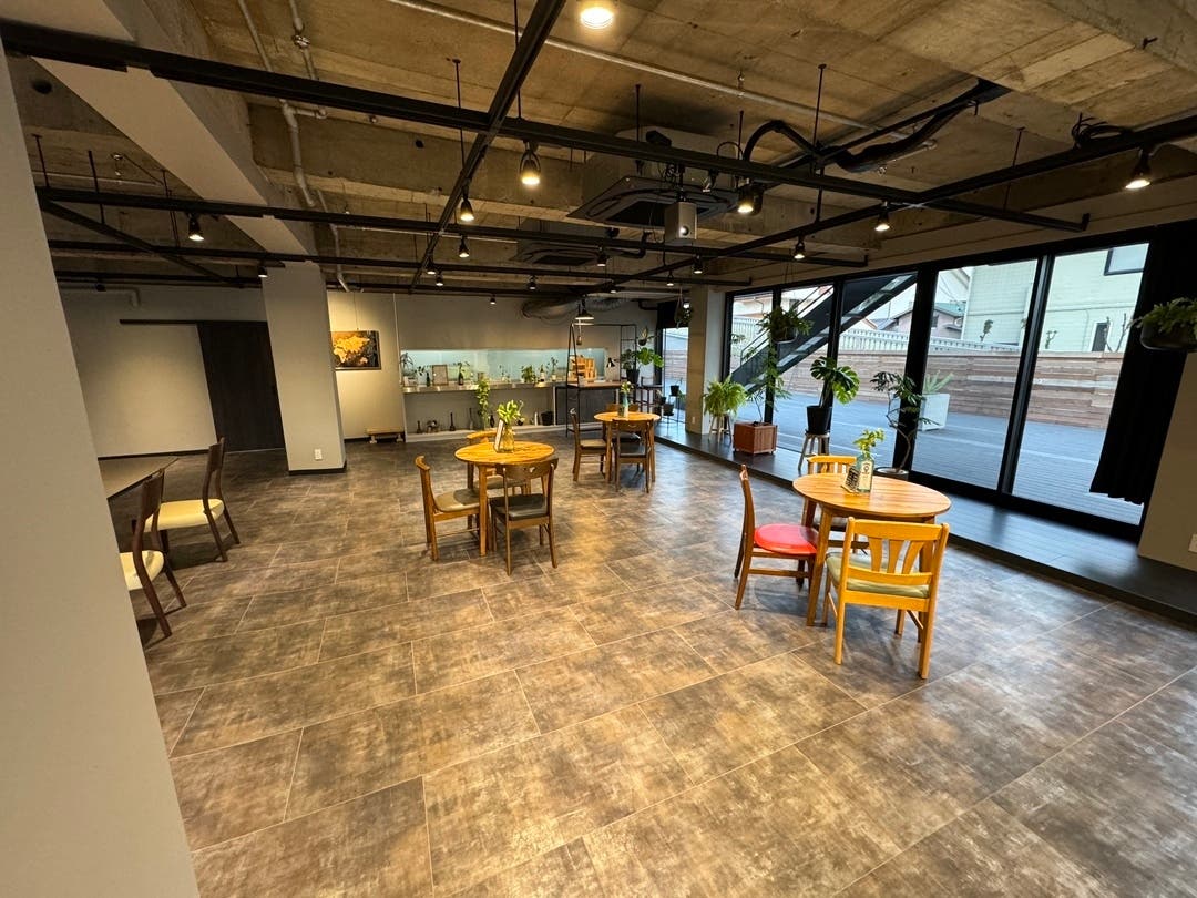 本厚木駅よりバスで10分　厚木国道412号線沿いの広いスタジオスペース、ジムスペースあり、ママ会もの写真4