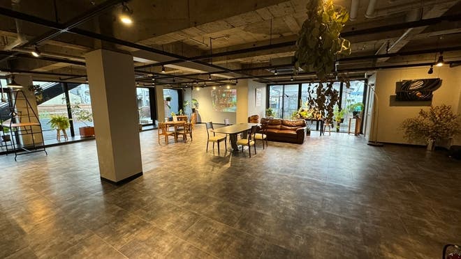 本厚木駅よりバスで10分 厚木国道412号線沿いの広いスタジオスペース、ジムスペースあり、ママ会もの写真10