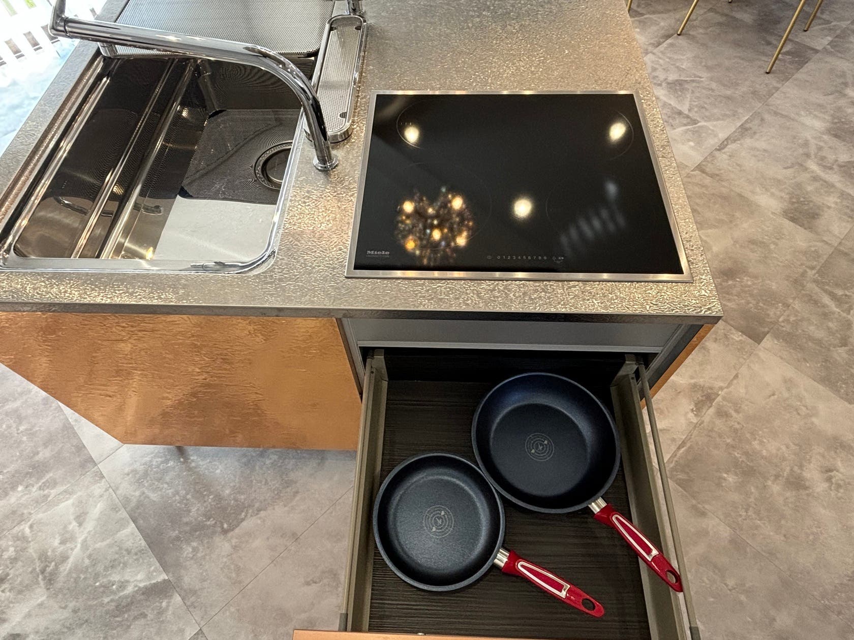 駐車場6台！ママ会、パーティ向け！子育てママが周りの目を気にせずこどもと一緒に非日常を味わえるラグジュアリーなお部屋の写真14