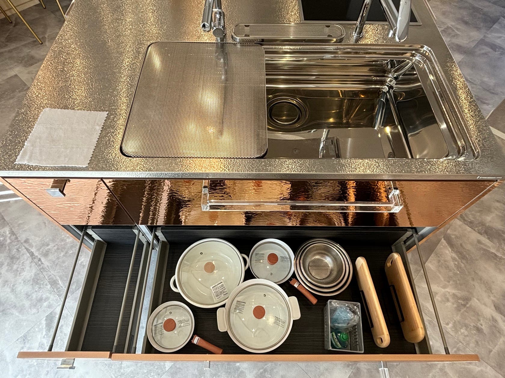 駐車場6台！ママ会、パーティ向け！子育てママが周りの目を気にせずこどもと一緒に非日常を味わえるラグジュアリーなお部屋の写真18