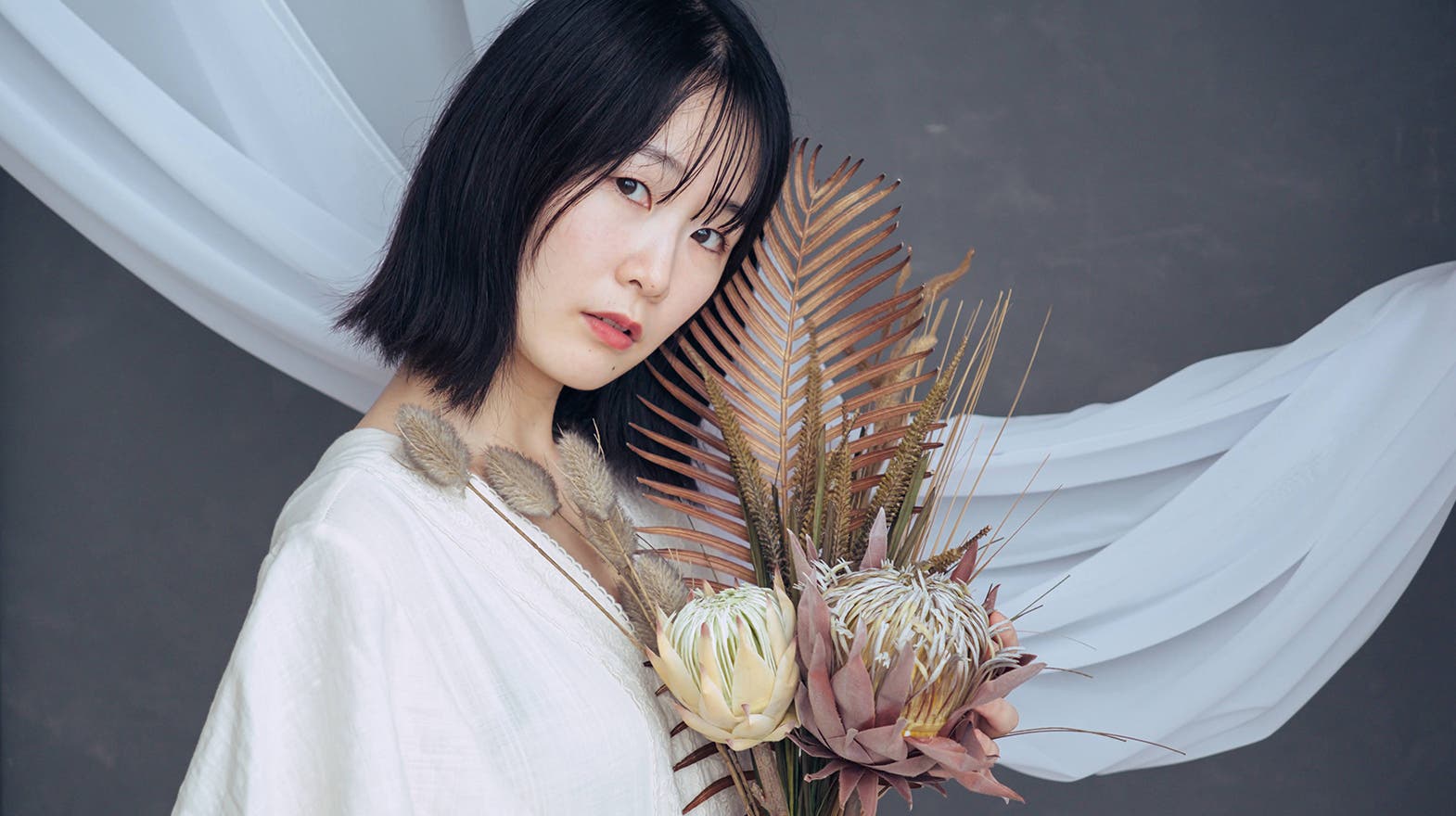 池袋駅徒歩3分！135㎜レンズ全身撮影可📸自然光◎小物充実の撮影スタジオ【アルコイリススタジオ】の写真15