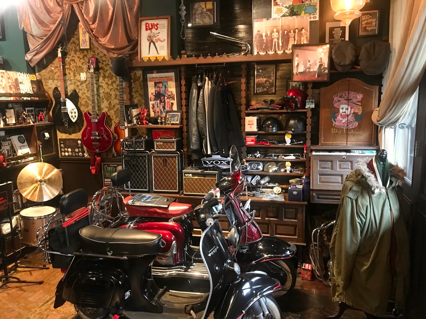 ★JR中央線高円寺駅より徒歩7分の大人になった不良達へ贈る高架下倉庫★の写真2