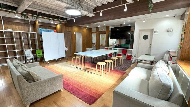 【恵比寿:ラウンジルーム】駅近好立地!お子様連れ大歓迎👌目的に合ったレイアウトで楽しむ✨パーティー/懇親会/ママ会にぴったり🎉の写真2