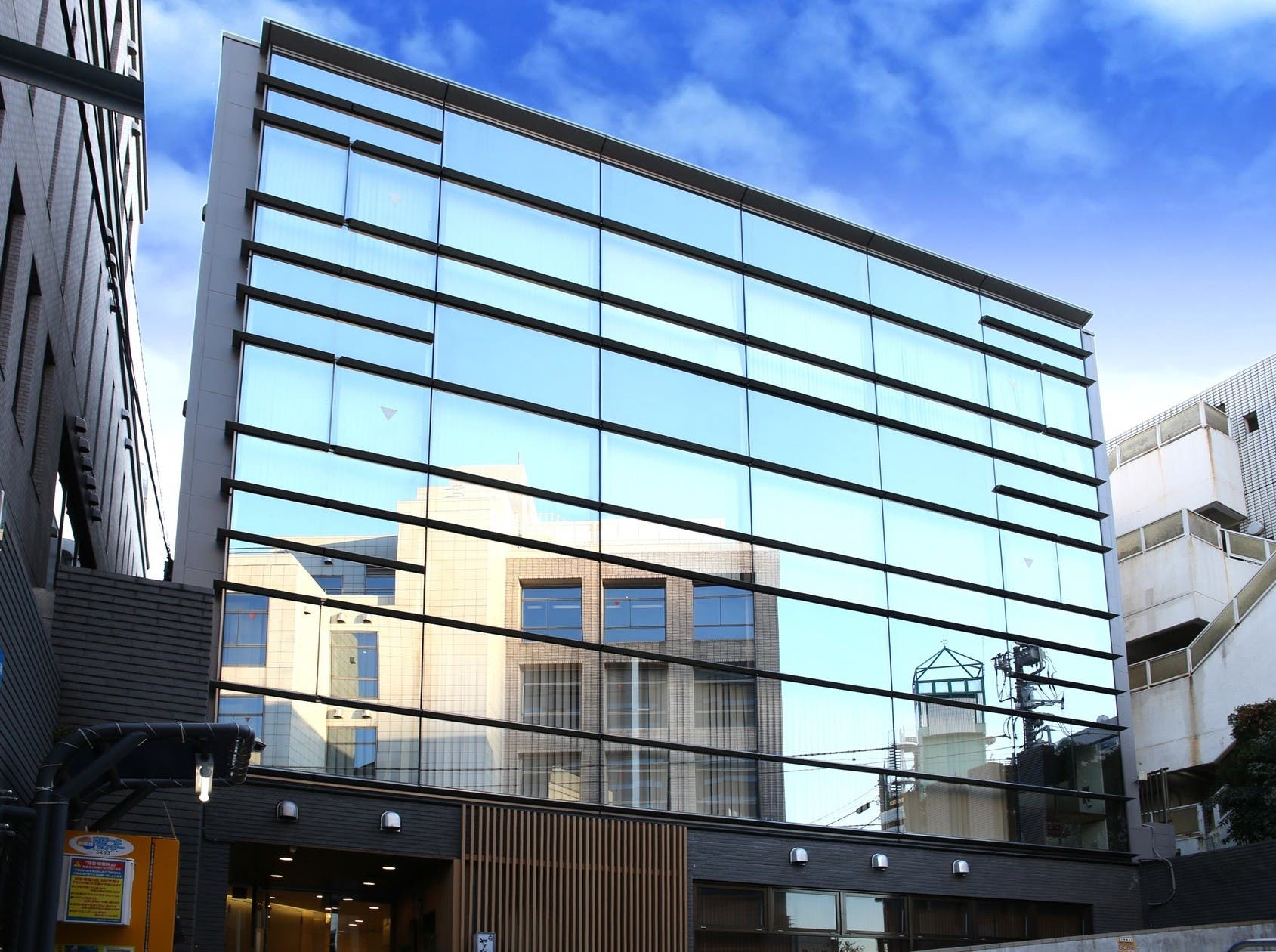 【恵比寿：ラウンジルーム】駅近好立地！お子様連れ大歓迎👌目的に合ったレイアウトで楽しむ✨パーティー/懇親会/ママ会にぴったり🎉の写真14