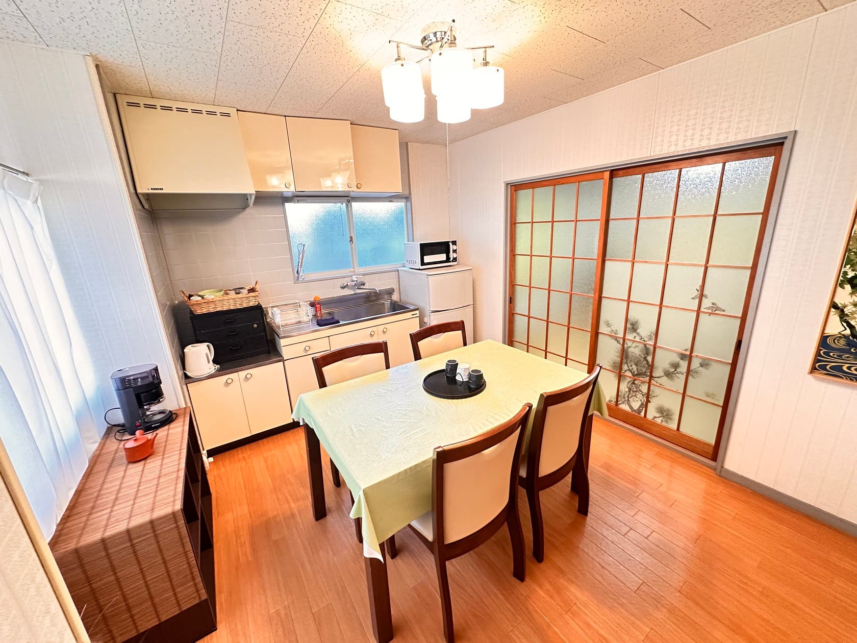 ２DK貸切。無料駐車場付き、無料Wi-Fi付き。撮影も出来ます。誕生会や女子会、テレワークにも。の写真15