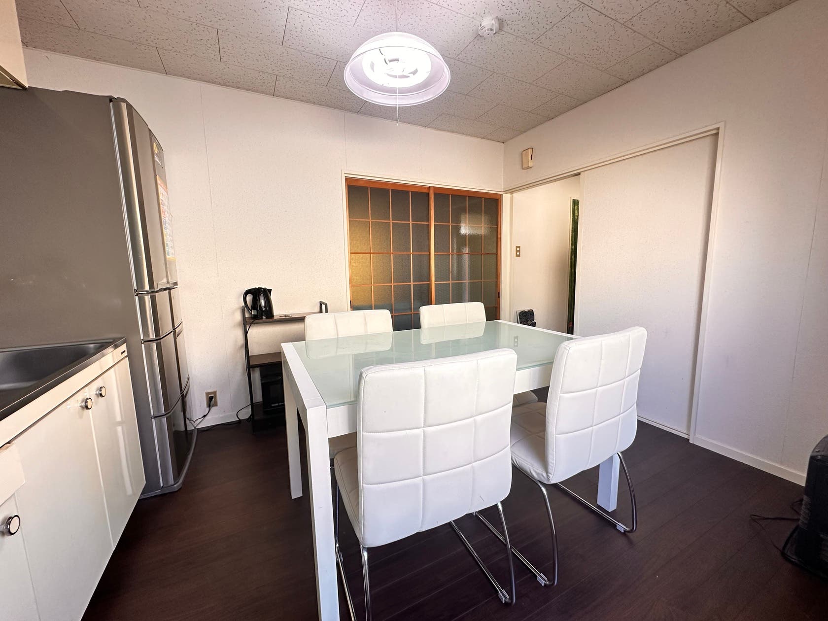 ２DK貸切。無料駐車場付き、無料Wi-Fi付き。撮影も出来ます。誕生会や女子会、テレワークにも。の写真4