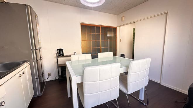 2DK貸切。無料駐車場付き、無料Wi-Fi付き。撮影も出来ます。誕生会や女子会、テレワークにも。の写真4