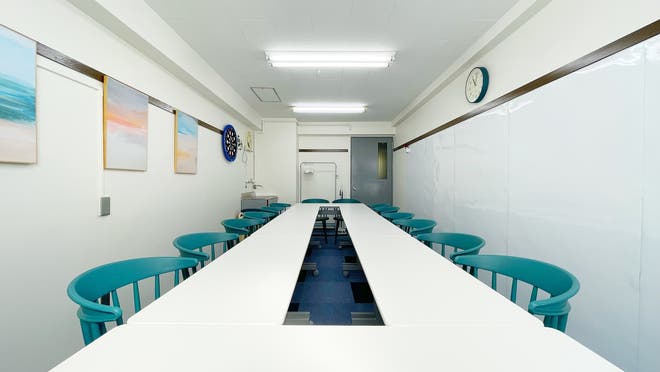 【駅徒歩1分】【光回線】~20名 会議、ボドゲ、オンライン、配信、ネイル、撮影★壁一面ホワイトボード 55インチモニタ- の写真6