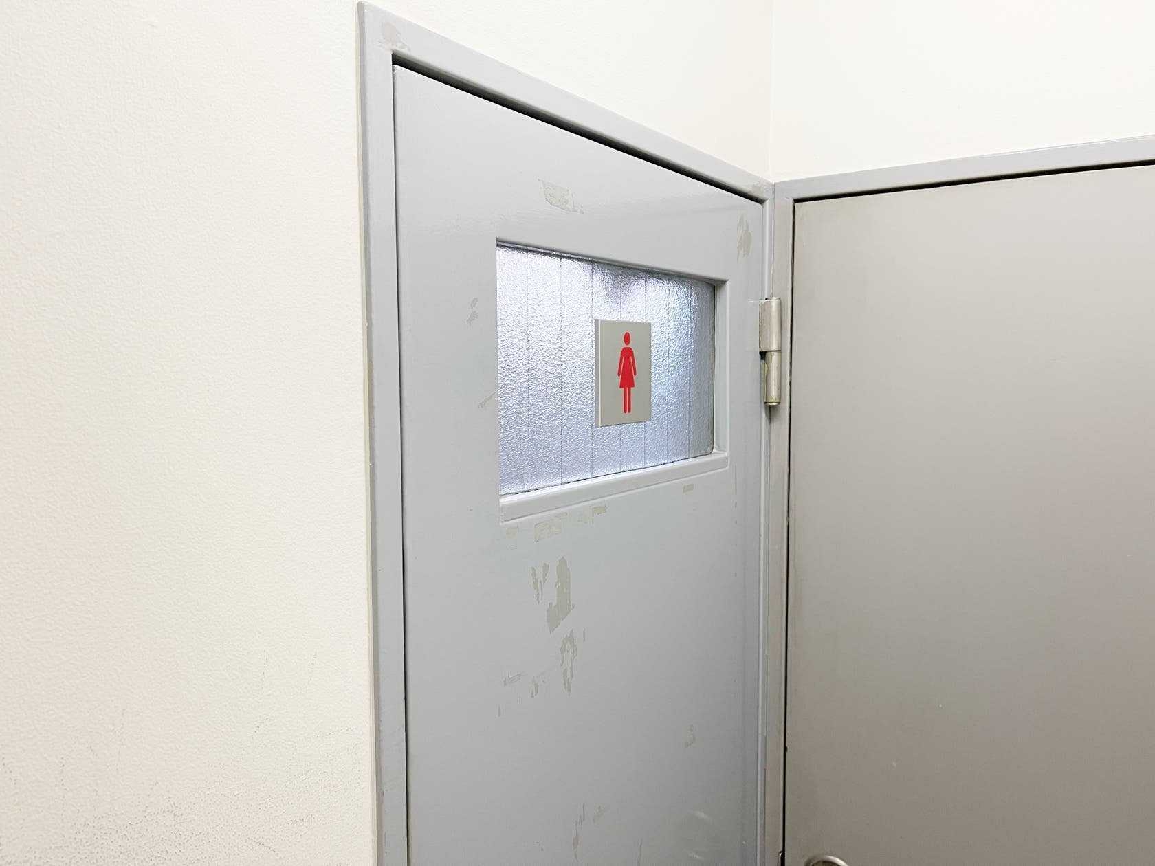 【駅徒歩1分】【光回線】～20名　会議、ボドゲ、オンライン、配信、ネイル、撮影★壁一面ホワイトボード　55インチモニタ-　の写真14