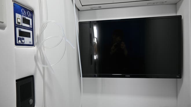 仕事の合間に酸素BOXで体力回復の写真2