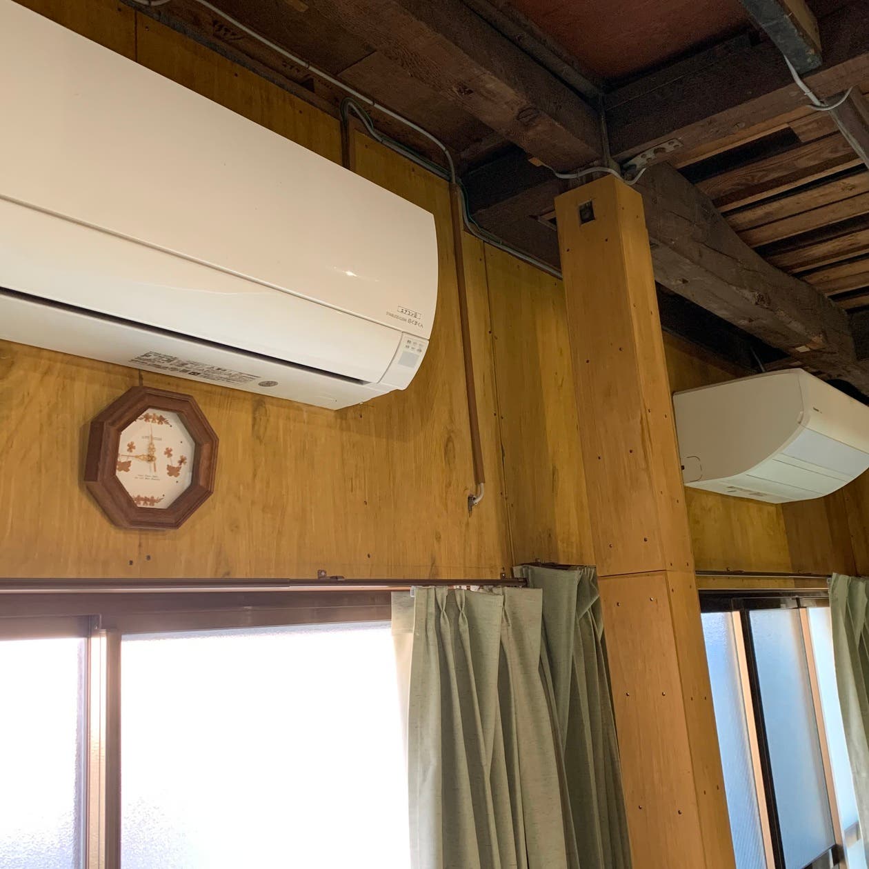 昼間の利用がお得◎リノリウム床、バーや鏡あり。ダンス、音楽、楽器、ヨガ、演劇でのご利用に。注意事項を必ずご確認くださいの写真4