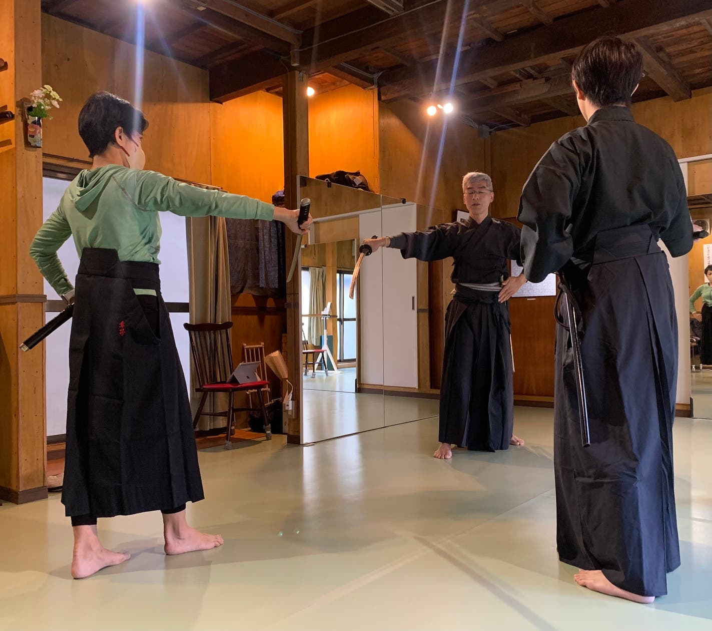 昼間の利用がお得◎リノリウム床、バーや鏡あり。ダンス、音楽、楽器、ヨガ、演劇でのご利用に。注意事項を必ずご確認くださいの写真8