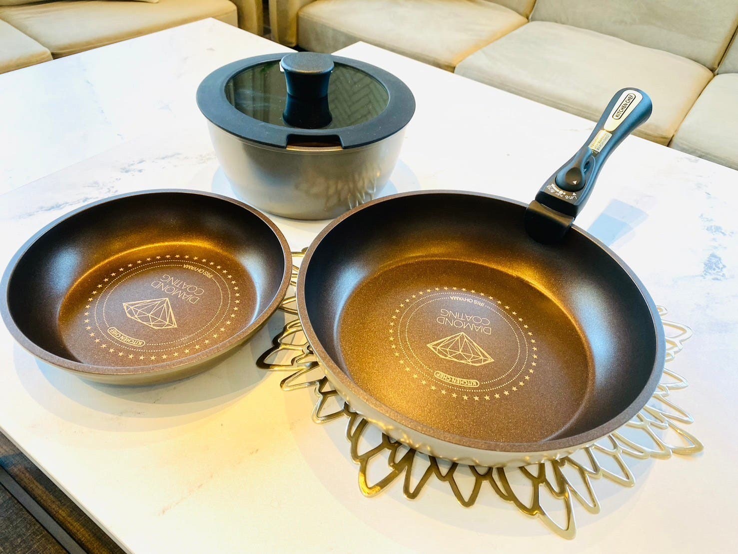 ④卓上IHヒーターとお鍋セットの画像2