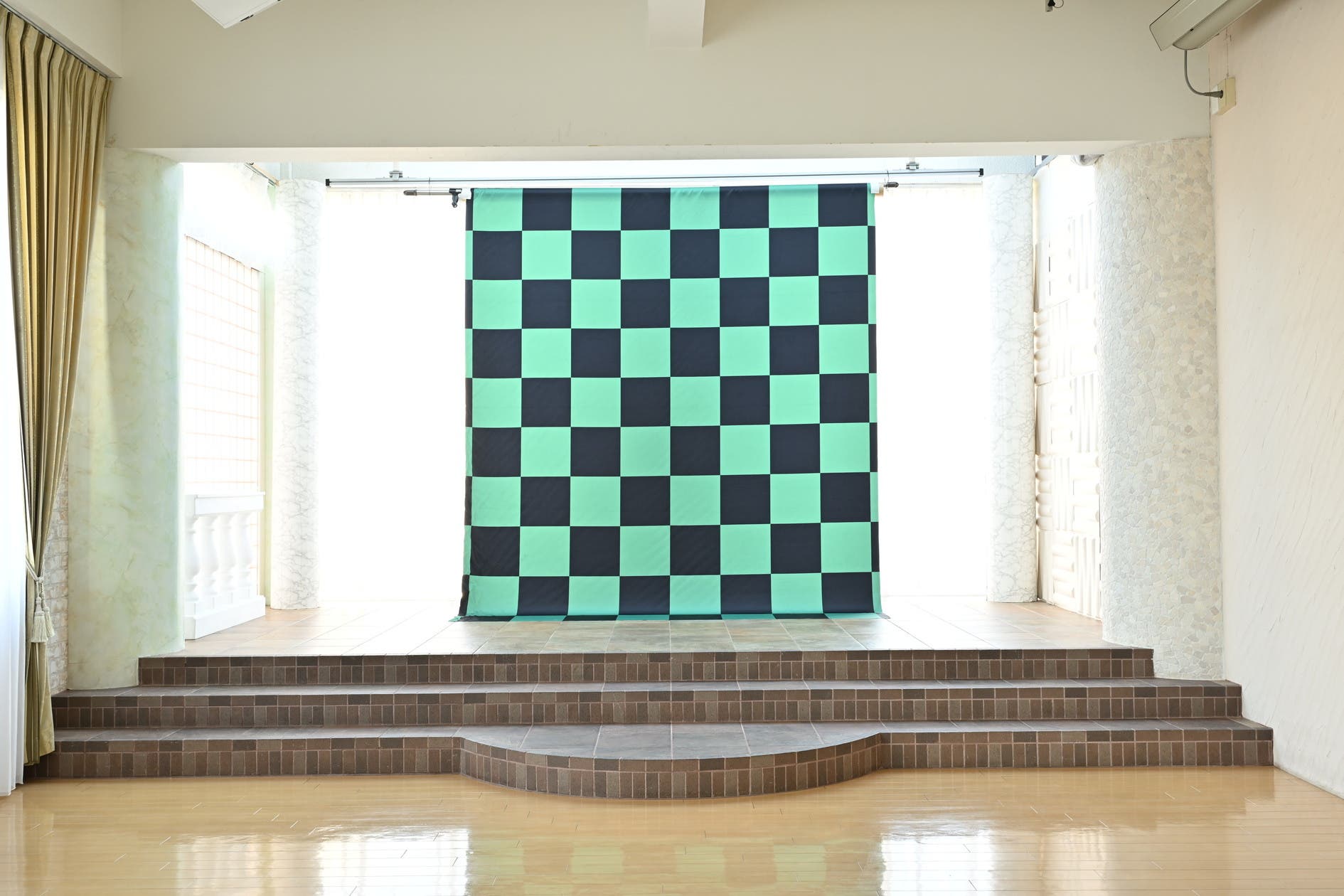 自然光の入るプロの撮影スタジオをそのままレンタル！＜無料＞更衣室・駐車場・撮影機材（機材の使い方説明付き♪）の写真7