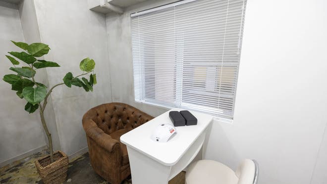 【直前割20%OFF】💄目黒駅チカ|お得💋人気撮影 studio|白ホリ|SNS|ポートレート|動画撮影|インタビュー|ネイルの写真6