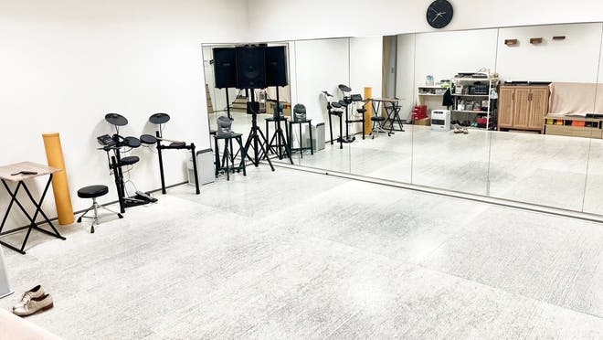 【七隈線茶山駅徒歩6分】鏡/音響設備完備のダンススタジオ!撮影可能!の写真3