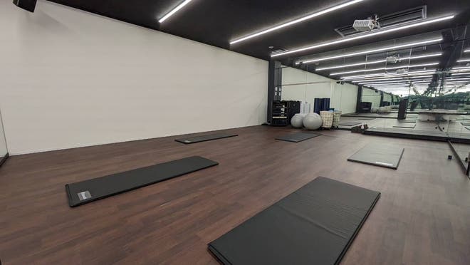 地域最安値を目指します!完全個室の3面鏡張りでダンス練習も可能、ご利用用途なんでもご相談ください!の写真2