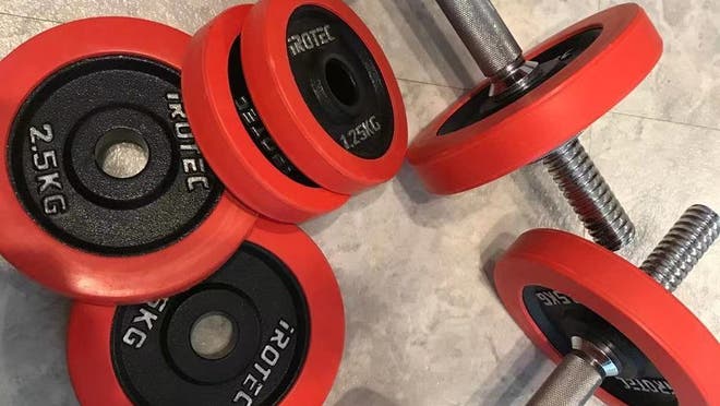 【大きな鏡が魅力】ヘアメイク・カラー診断・マッサージ・フラメンコ・Web会議等に最適な多目的スペースです。の写真16