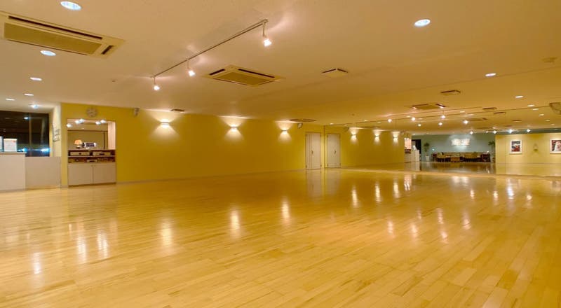120㎡の広いダンススタジオ・撮影にもオススメ♪