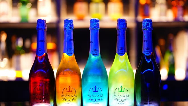 千葉中央駅徒歩1分のバーを撮影スタジオとしてレンタル! の写真5