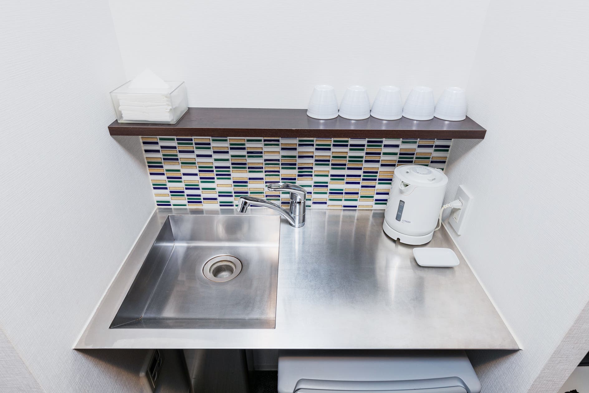 二条駅から徒歩4分のホテル客室（和室）の写真6