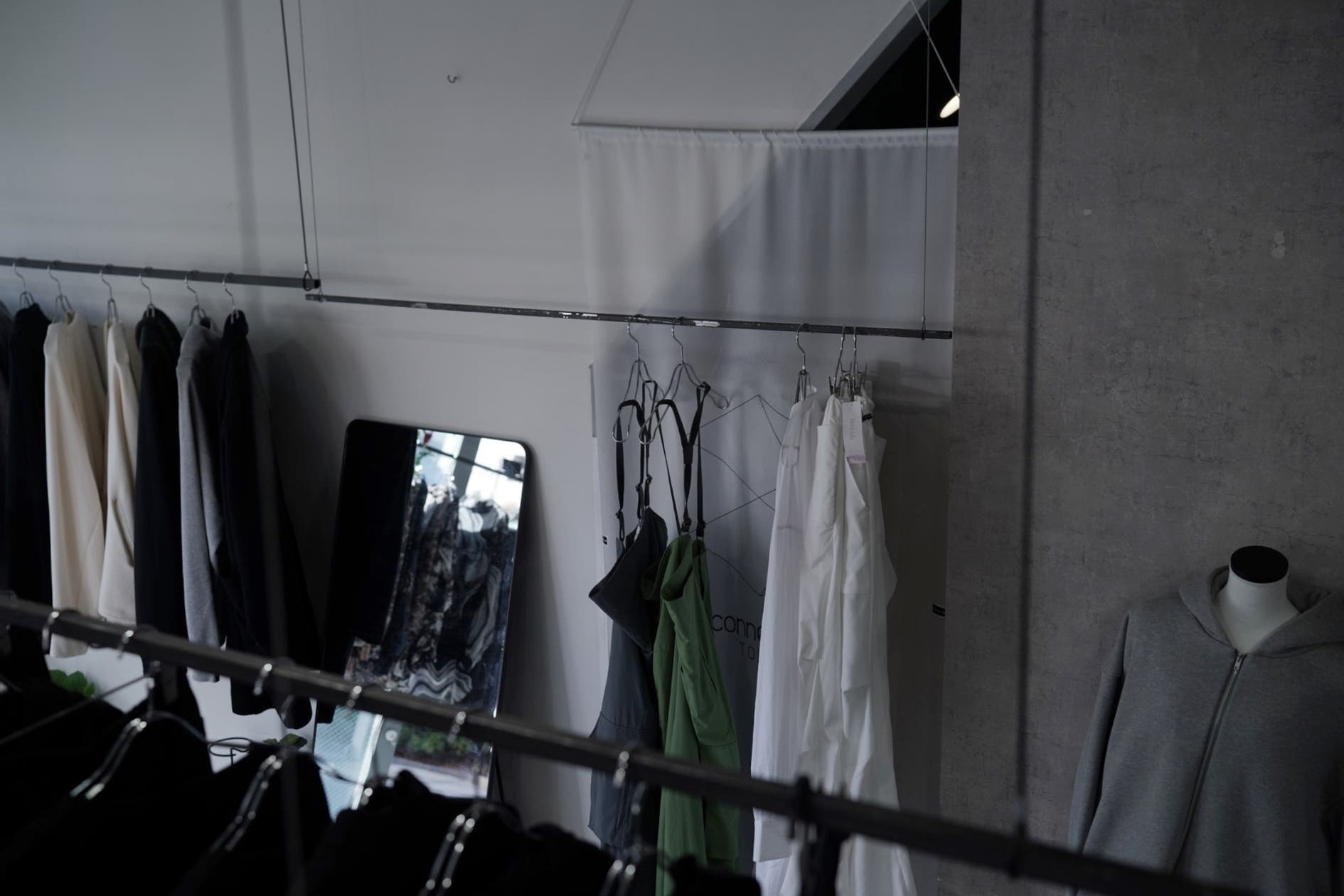 展示会ポップアップ/下北1階/視認性抜群自分のお店ができます！全面ガラス張り天井高/ ポップアップストア.展示会.ギャラリーの写真6