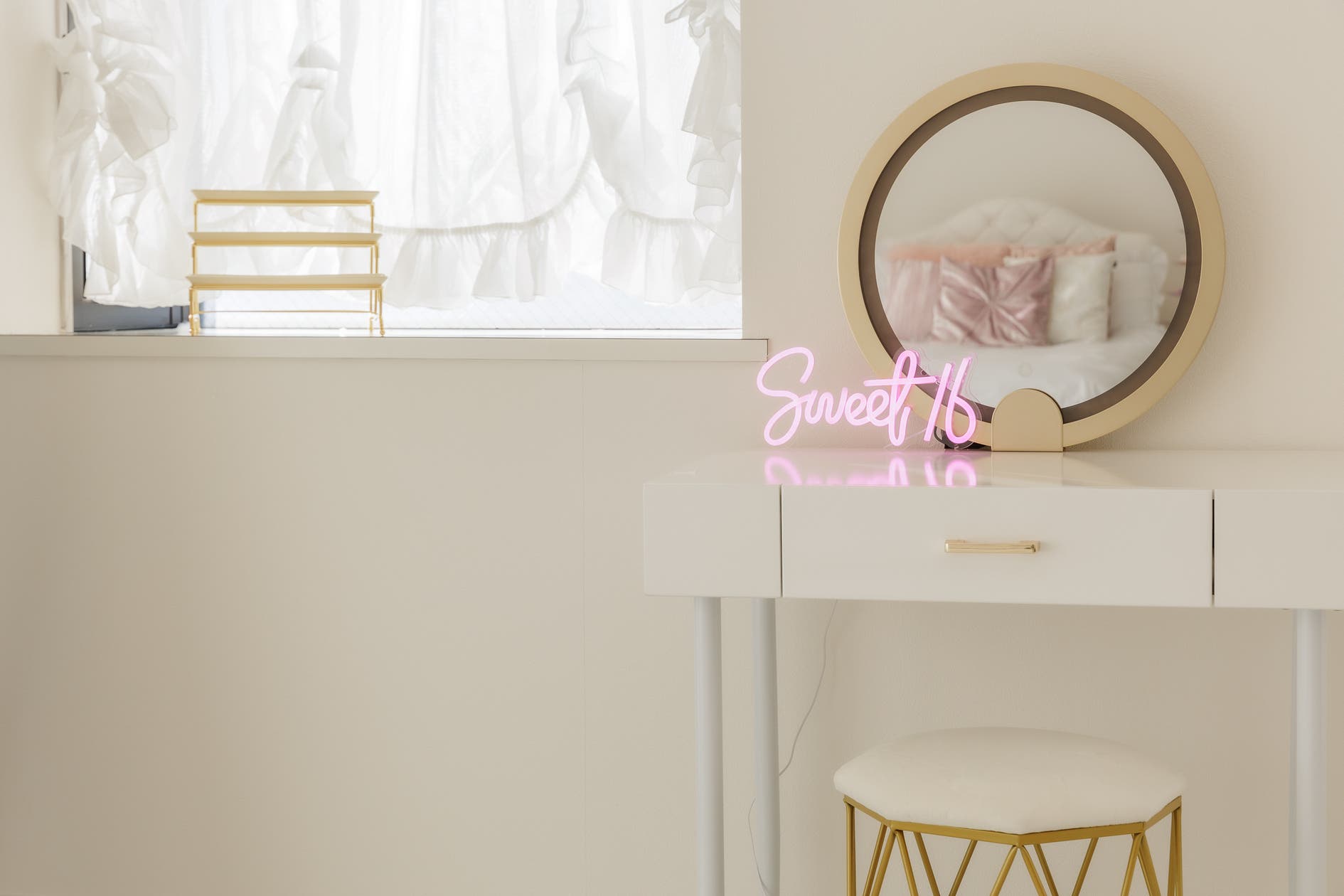 横堤駅から徒歩2分の推し活姫系写真動画撮影スタジオの写真8