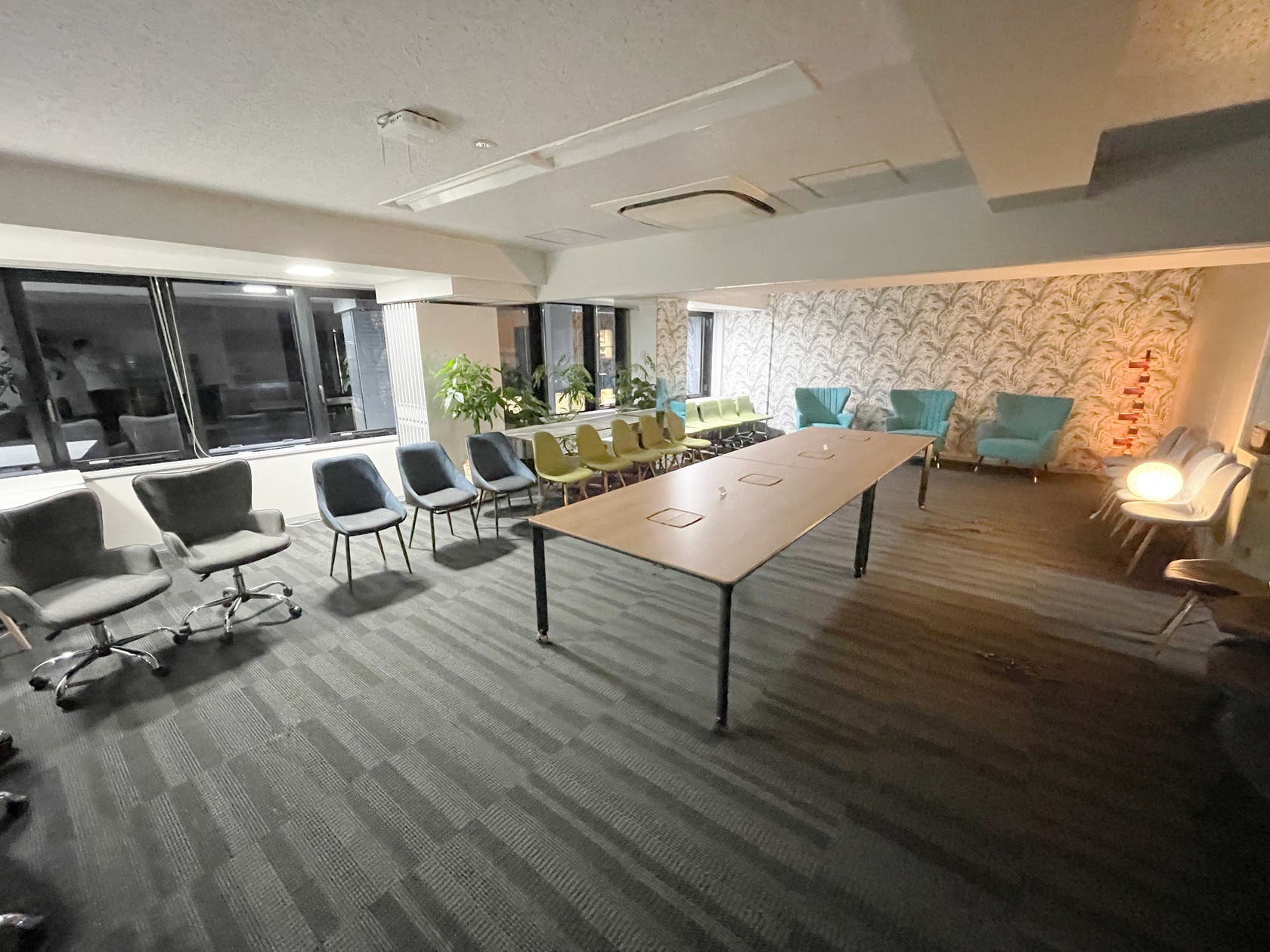 【松屋銀座の近く】最大50名着席/オフサイトMTG・パーティー/飲食アルコール類持込OK/カジュアルな雰囲気でリーズナブルの写真9