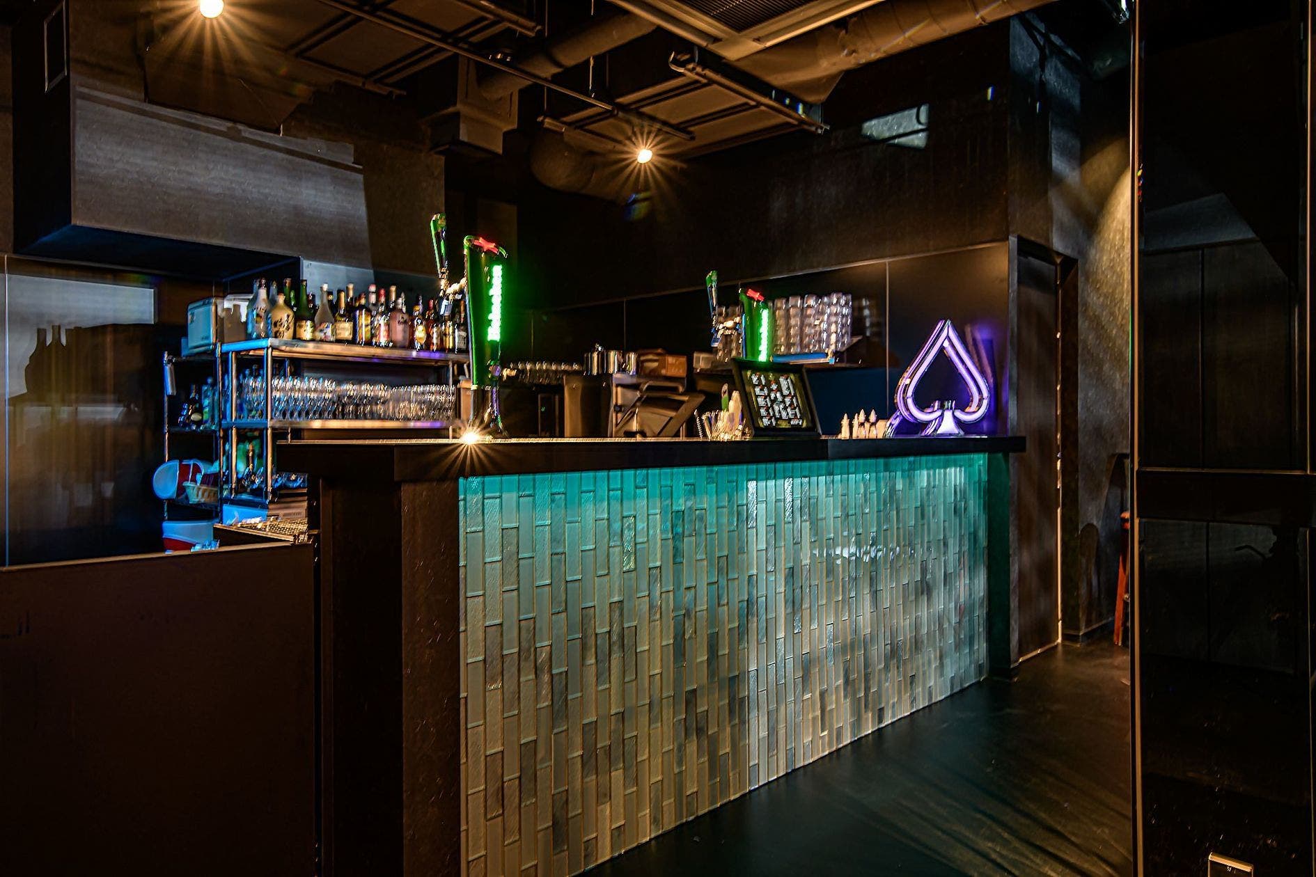 六本木駅から徒歩1分の写真5