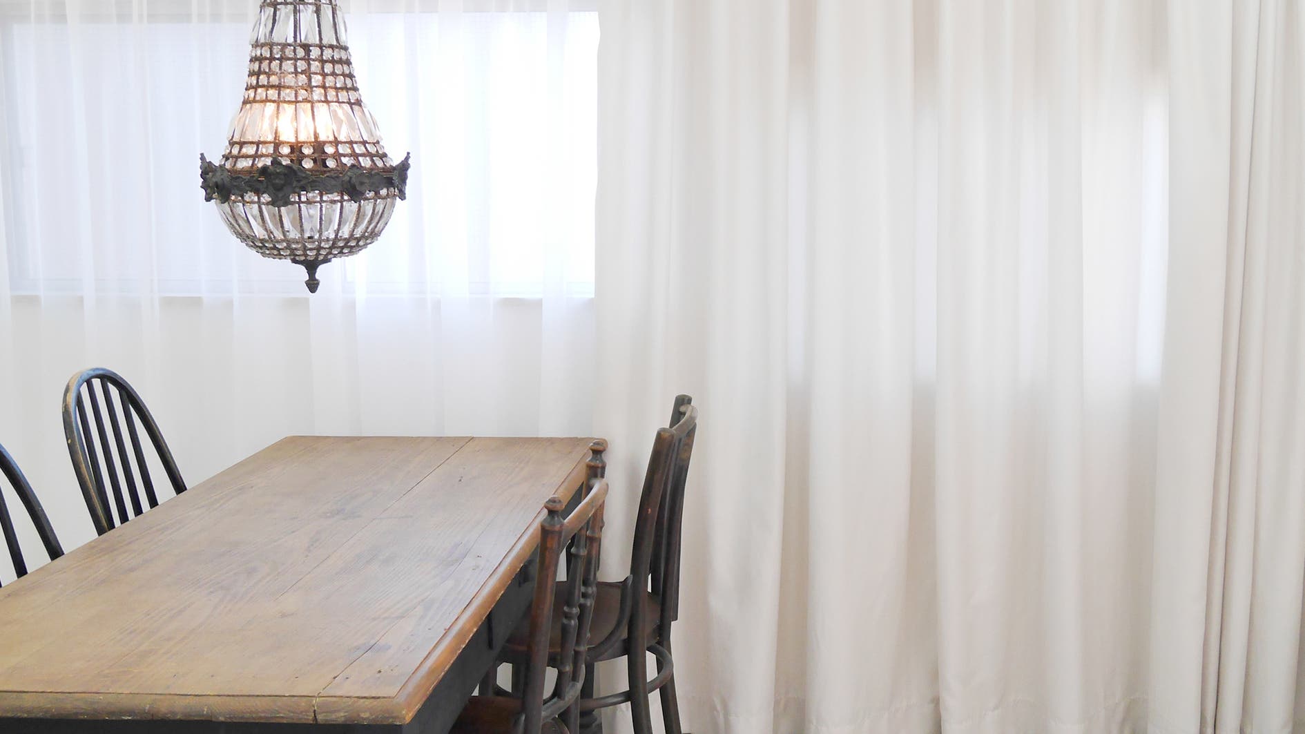 【表参道徒歩3分】自然光・ベージュと白・アーチ・アンティーク・海外インテリア・フォトスタジオの写真7