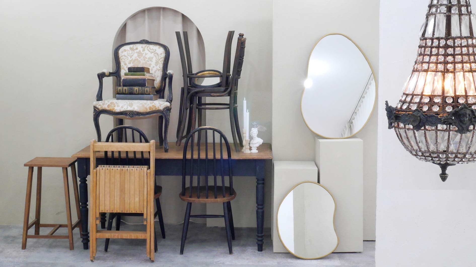 【表参道徒歩3分】自然光・ベージュと白・アーチ・アンティーク・海外インテリア・フォトスタジオの写真29