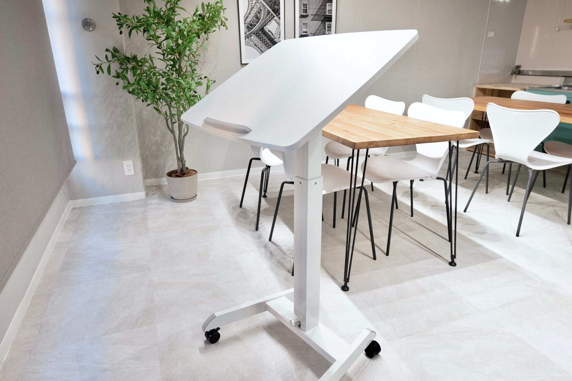 🎄クリスマス＆忘年会シーズン到来🥂名古屋駅3分🚶‍♂️最大20名🎉高速Wi-Fi無料📶会議から打ち上げまで[24]の写真8