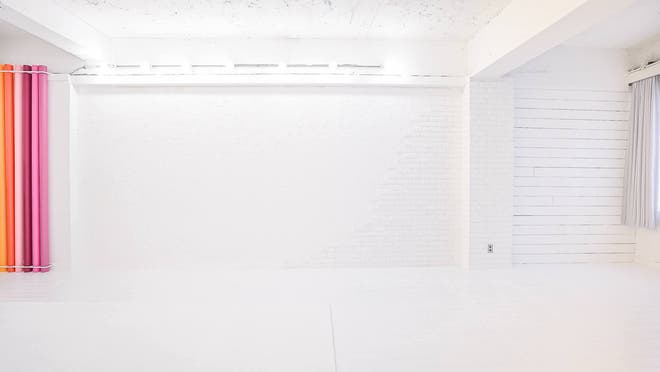 桜木町駅・馬車道駅から徒歩3分|白ホリと背景紙20色以上が使い放題で無料機材や備品も豊富に揃った格安レンタル撮影スタジオの写真10