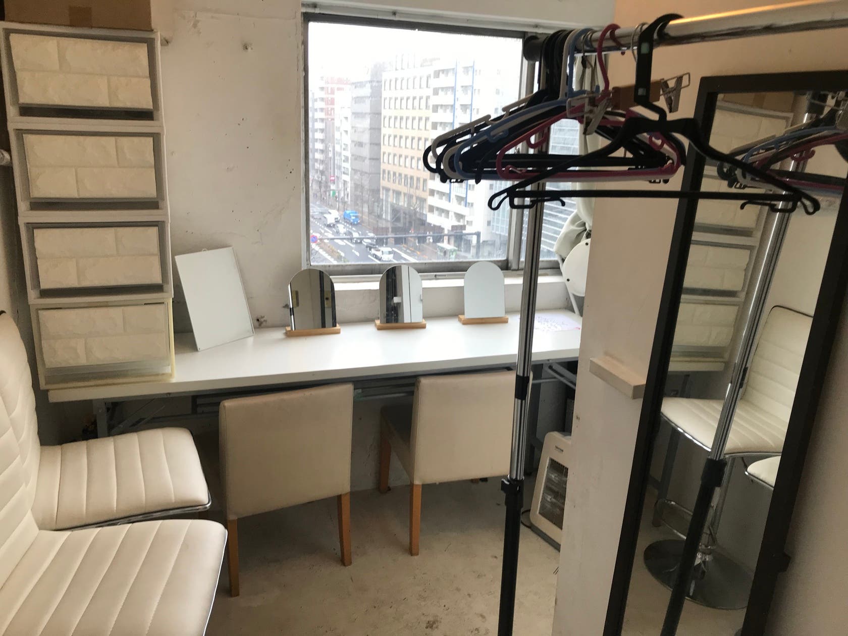 (エアコン３台に増設しました)都心のイベントホールでこの値段は絶対にあり得ません、アーティストを応援！期間限定で激安プランの写真9