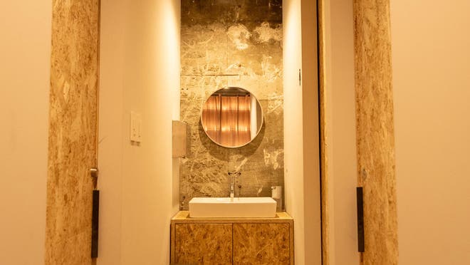 赤坂駅徒歩1分のトークライブハウスの写真4