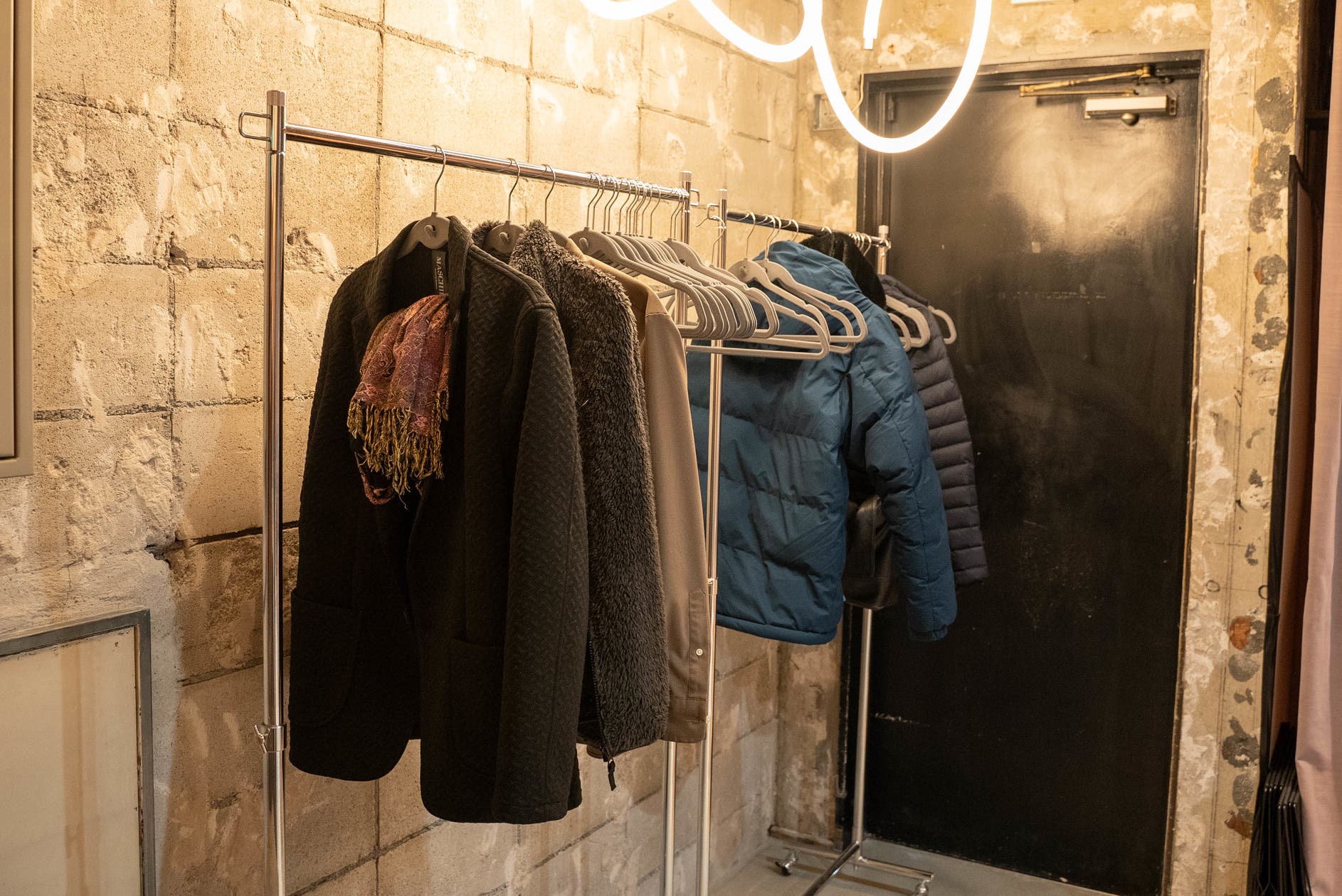 赤坂駅徒歩1分のトークライブハウスの写真18