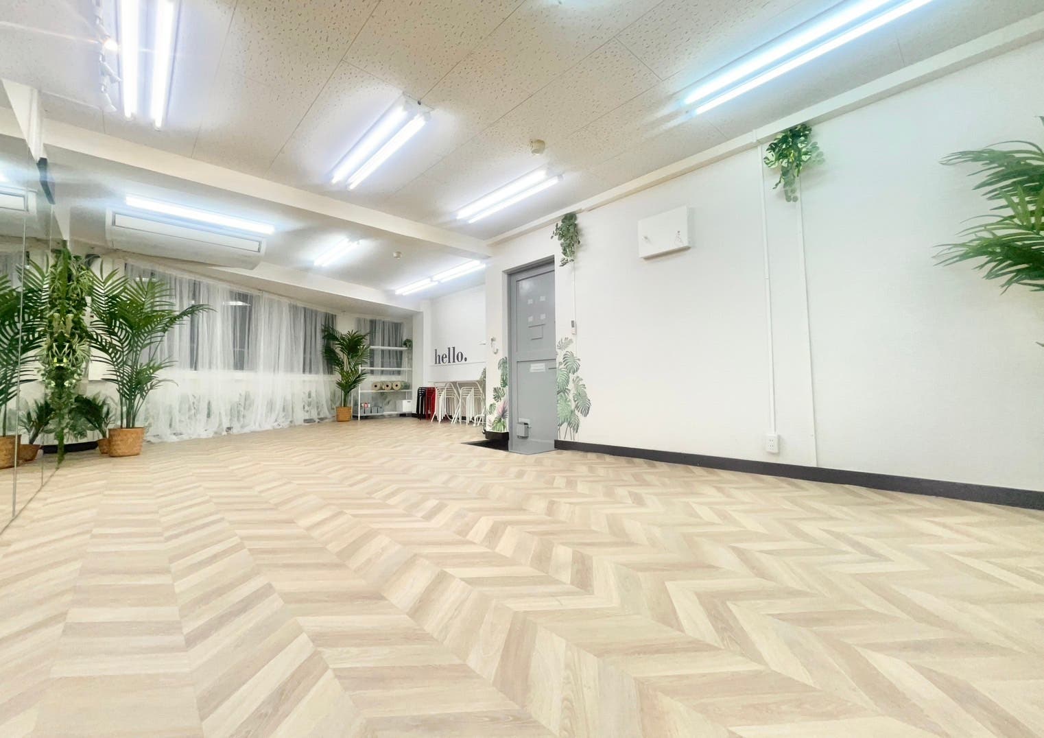 2月OPEN!【JR飯田橋1分】2面大型鏡計約9m／広々42㎡スタジオでポージング・ヨガ・ピラティス・演劇に☆振動の出るダンス✖の写真5