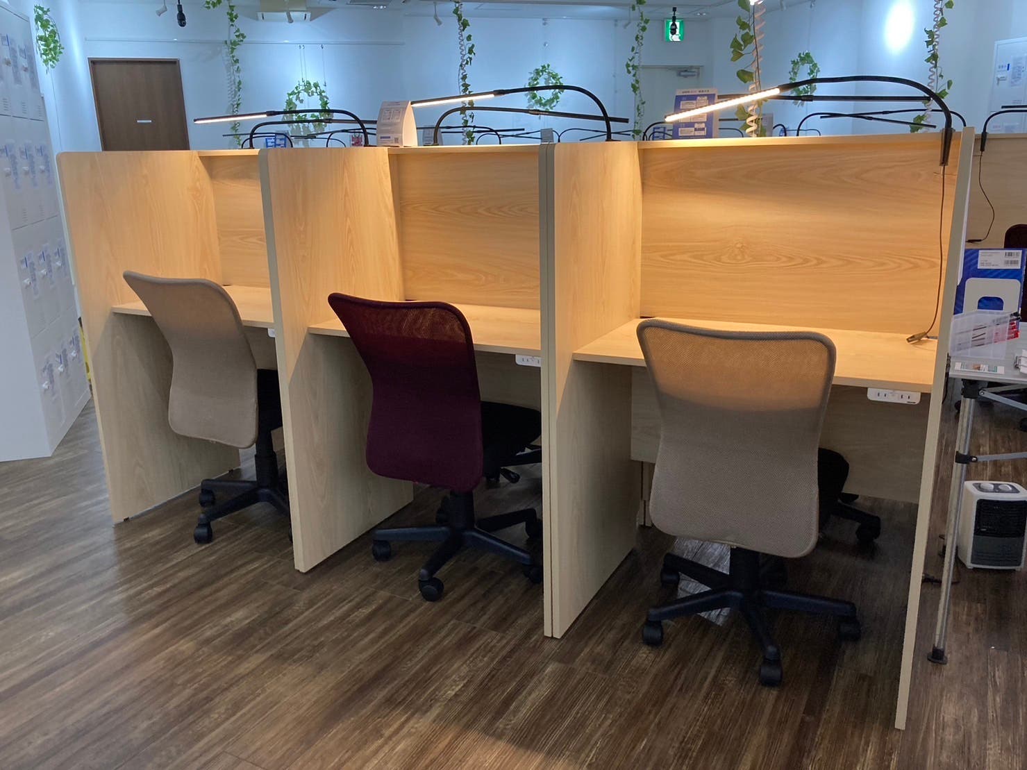 【旭川 by 街角自習室】1名DESK②の写真2