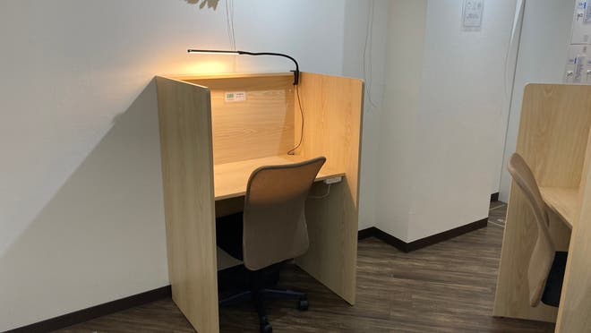 【旭川 by 街角自習室】1名DESK③の写真1