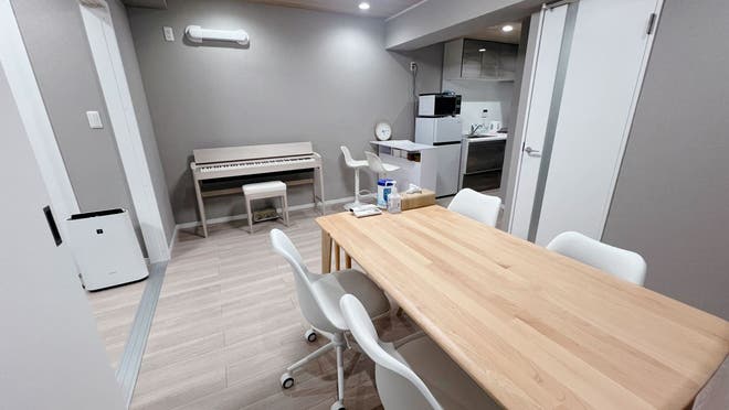 【五反田駅徒歩2分/おうちスペース/12名】調理器具充実・フルリノベ・映えピアノもあり料理会や女子会に最適!の写真2