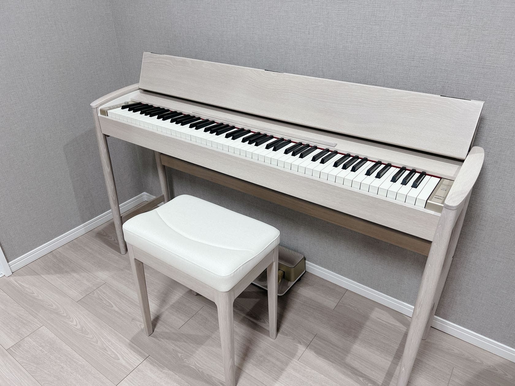 電子ピアノの画像1